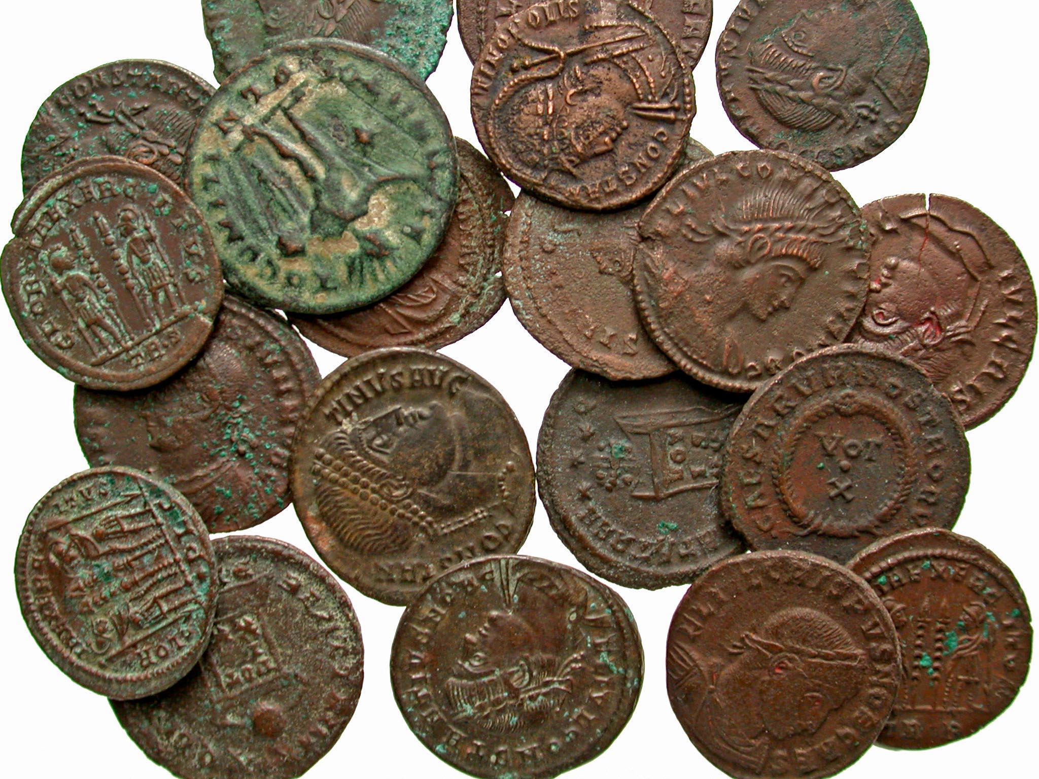 [Roman Imperial]. Lot of 20 Constantinian Late Roman Bronzes. - Agora ...