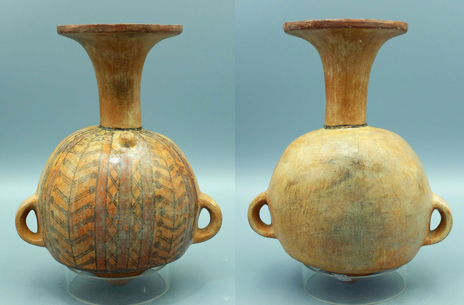 A beautiful Inca aribalo from Peru, ca. 1400 - 1500 A.D. - Agora Auctions