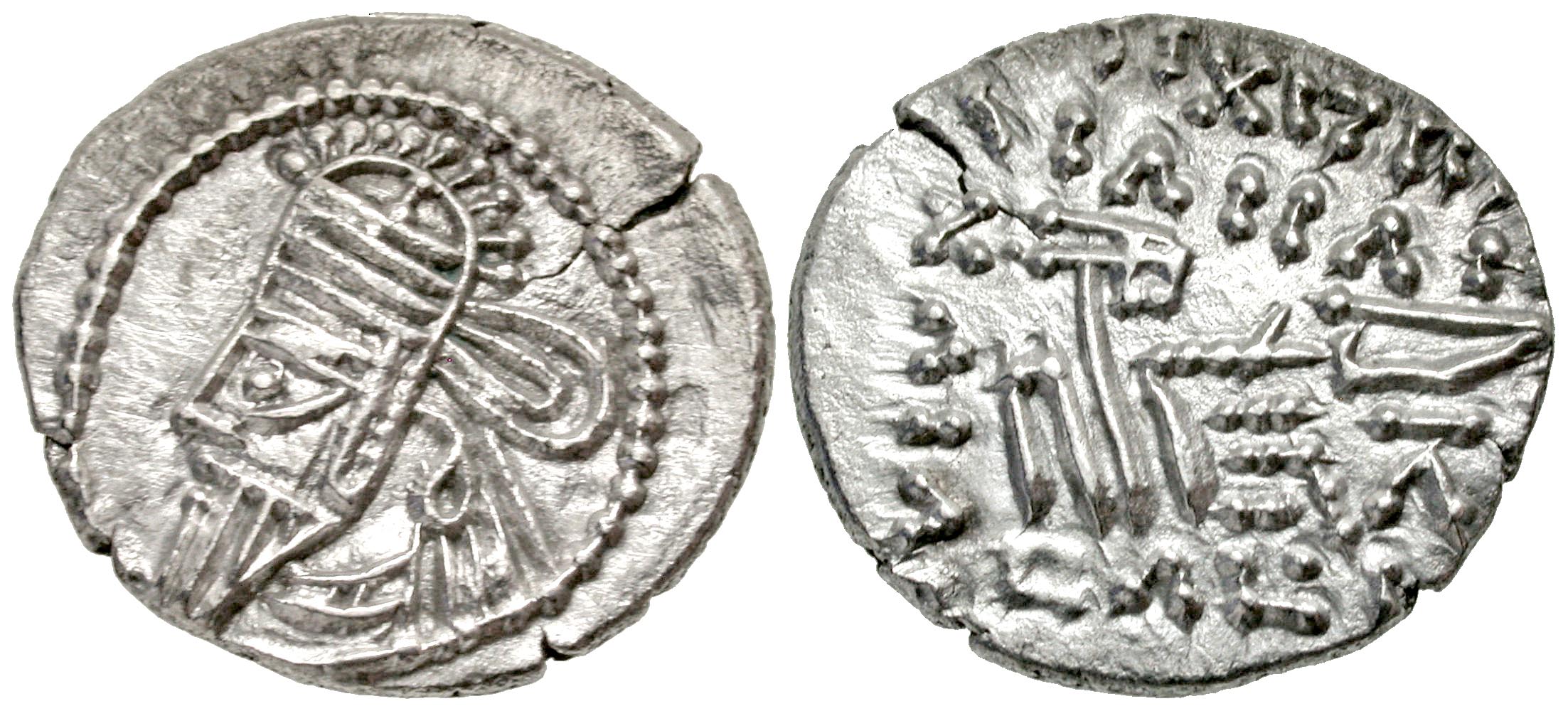 Parthian Kingdom. Osroes II. Ca. A.D. 190-208. AR drachm . Ekbatana ...